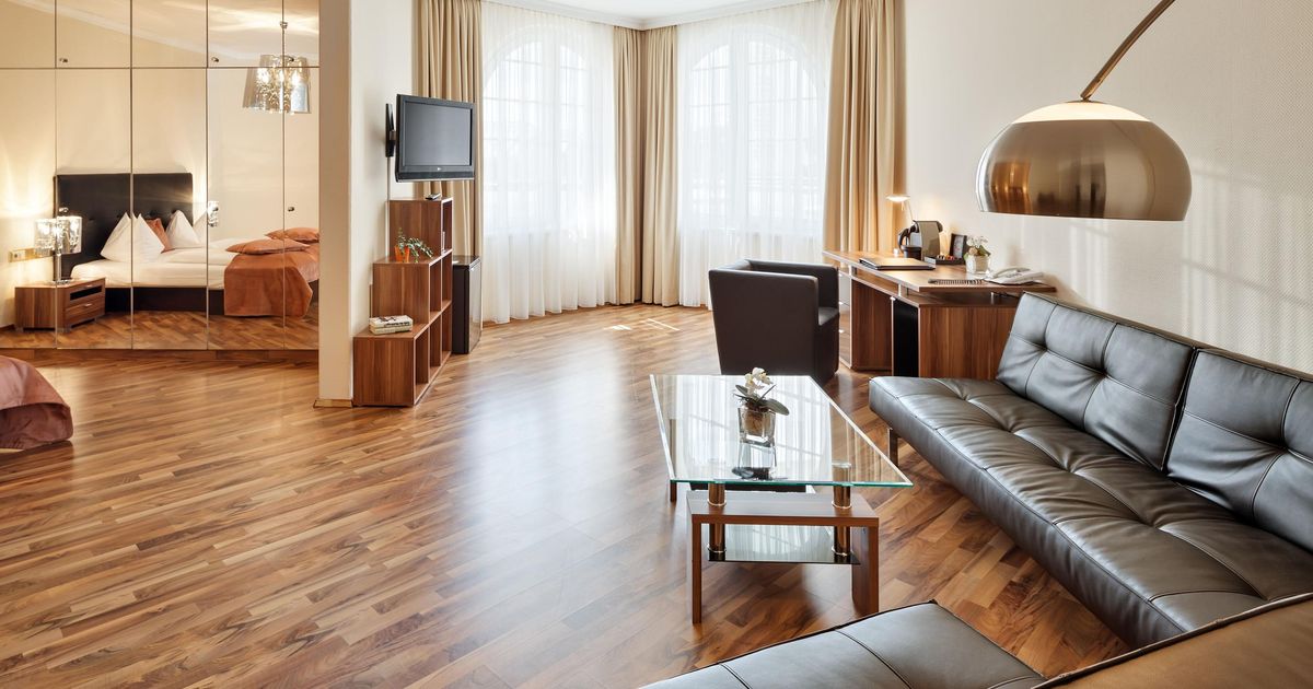 Eventhotel Pyramide ab 94 €. Hotels in Wien - KAYAK