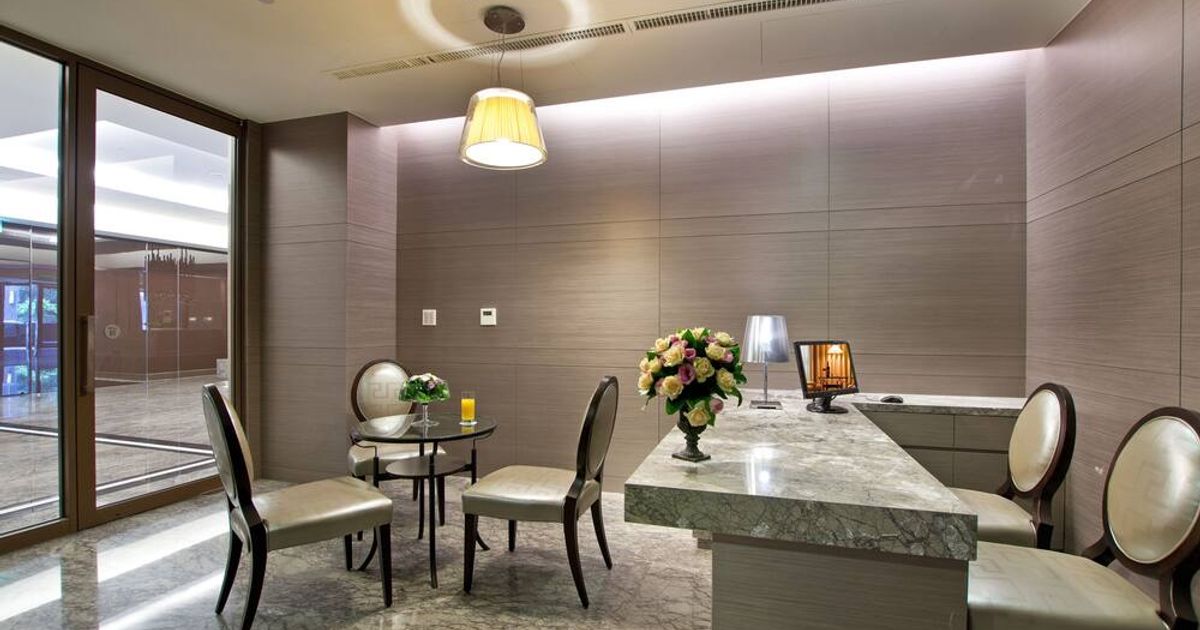 Check Inn Select Taichung Dadun, Taichung City | HotelsCombined