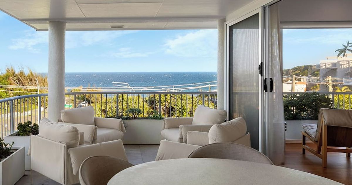 Pandanus Coolum Beach £87. Coolum Beach Hotel Deals & Reviews - KAYAK