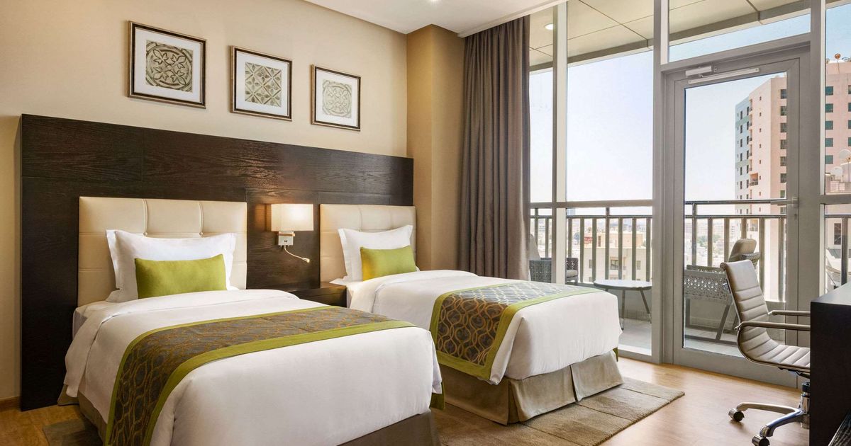 Wyndham Garden Manama £66. Manama Hotel Deals & Reviews - KAYAK