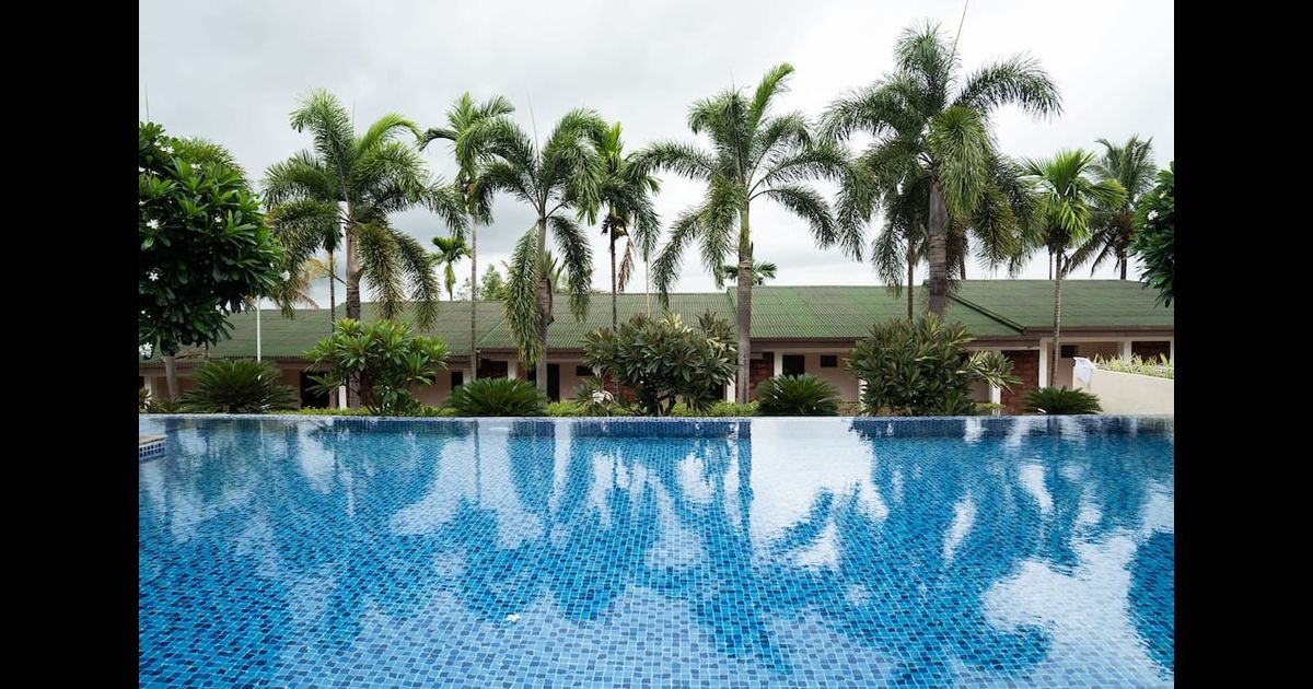 Greenleaf Resort & Spa Ganpatipule in Ganpati Pule, India from $63 ...