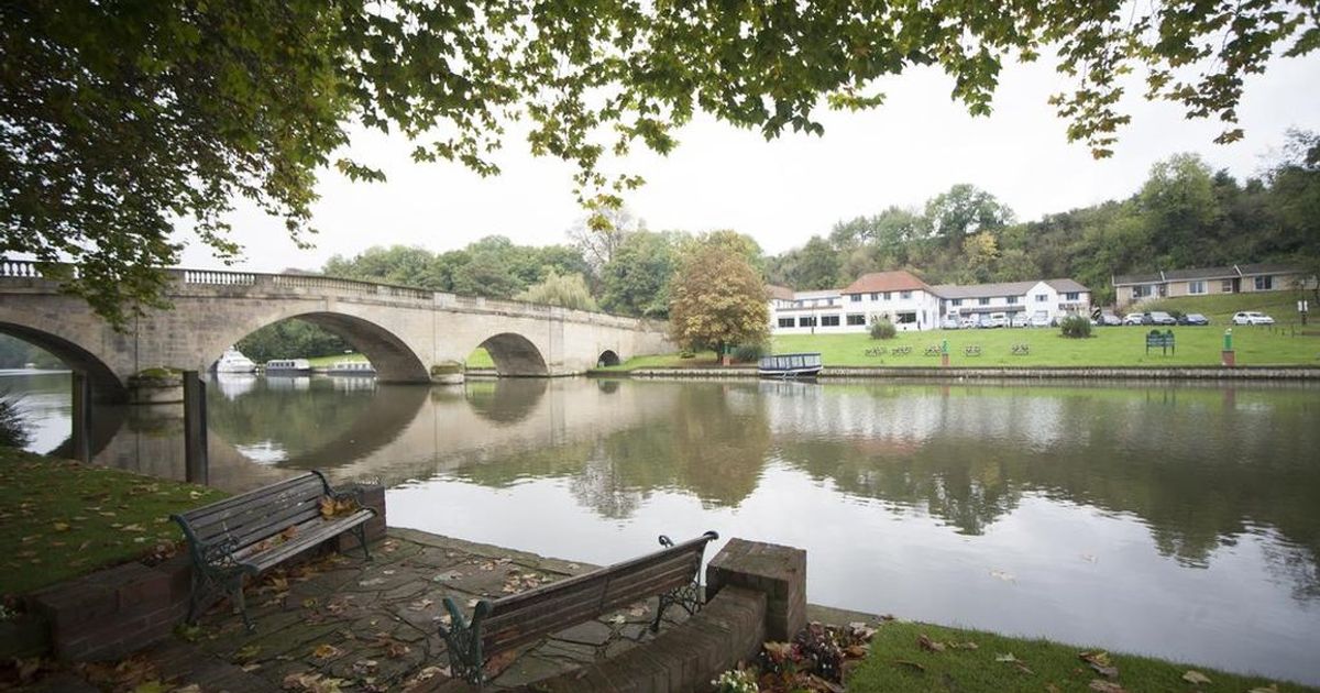 Shillingford Bridge Hotel £44. Wallingford Hotel Deals & Reviews - KAYAK