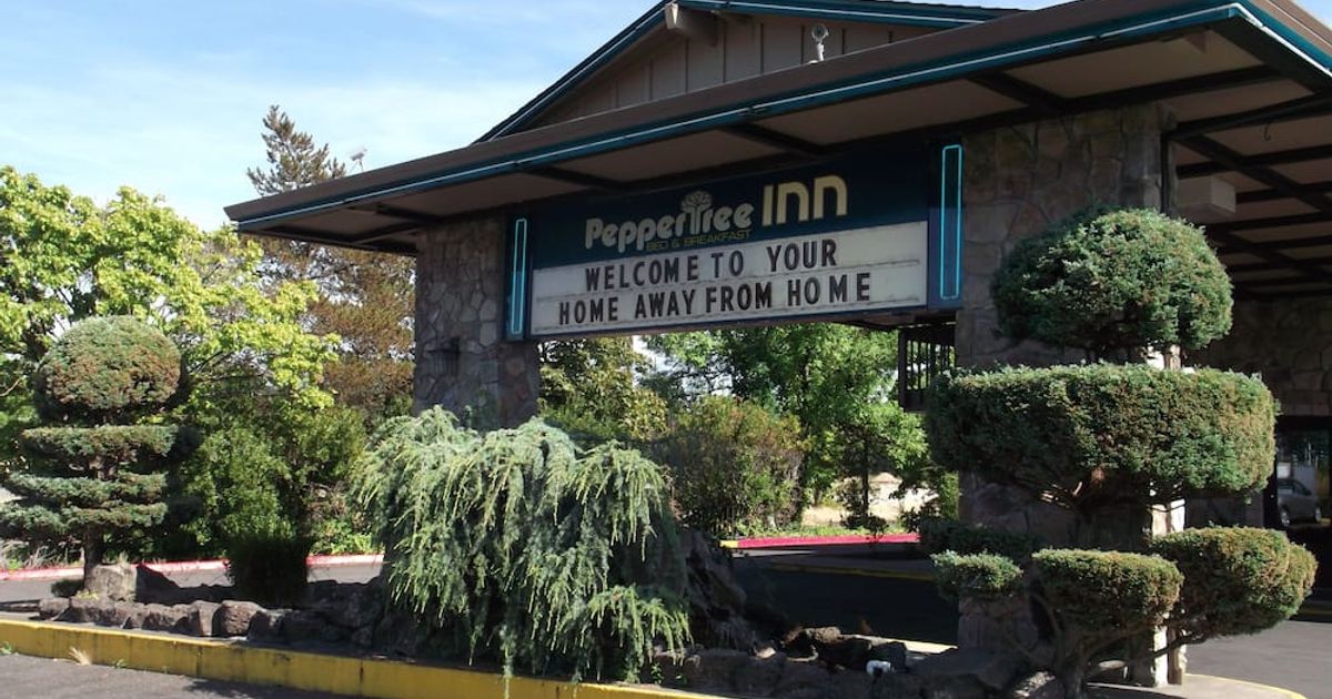 Pepper Tree Inn from $66. Beaverton Hotel Deals & Reviews - KAYAK