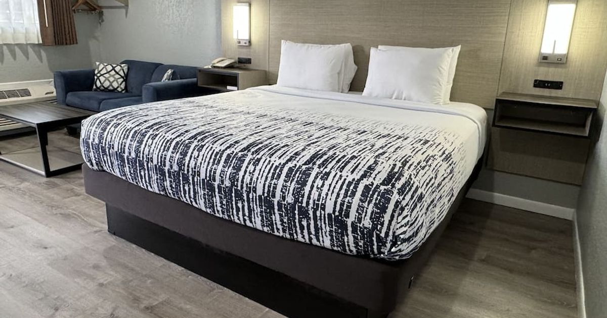 Copper Manor Motel $146. Silver City Hotel Deals & Reviews - KAYAK