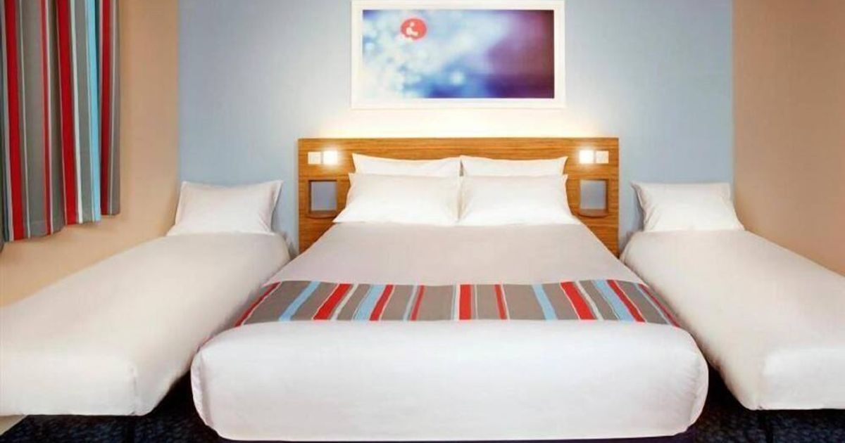Travelodge Perth Broxden Junction £28. Perth Hotel Deals & Reviews - KAYAK
