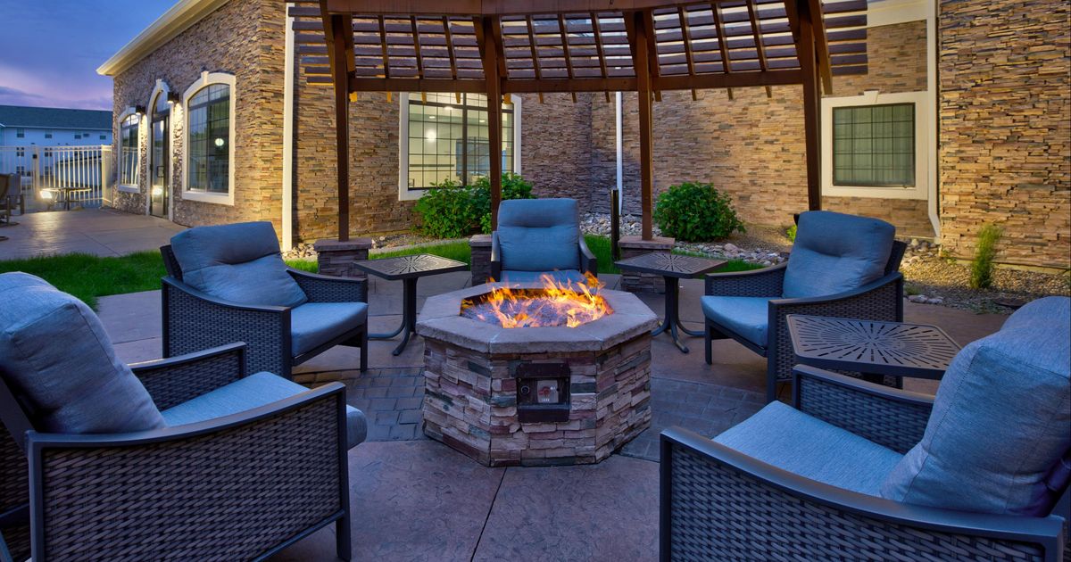 Staybridge Suites Bismarck By IHG à partir de 124 €. Hôtels à Bismarck ...
