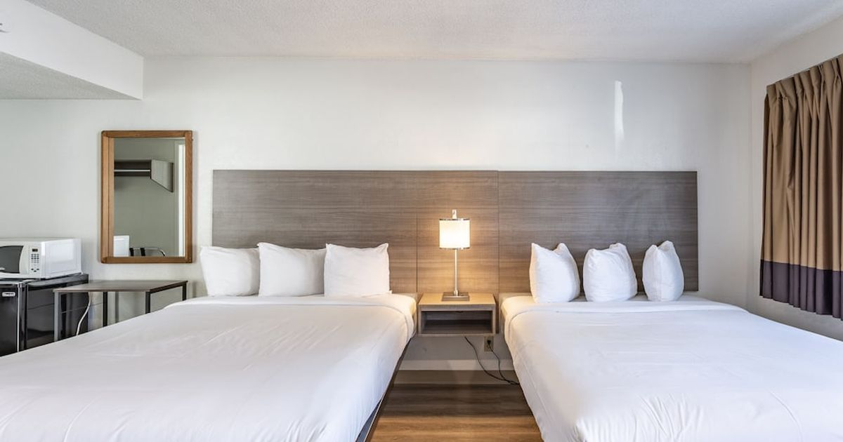 Coastal Breeze Inn from $59. Morro Bay Hotel Deals & Reviews - KAYAK