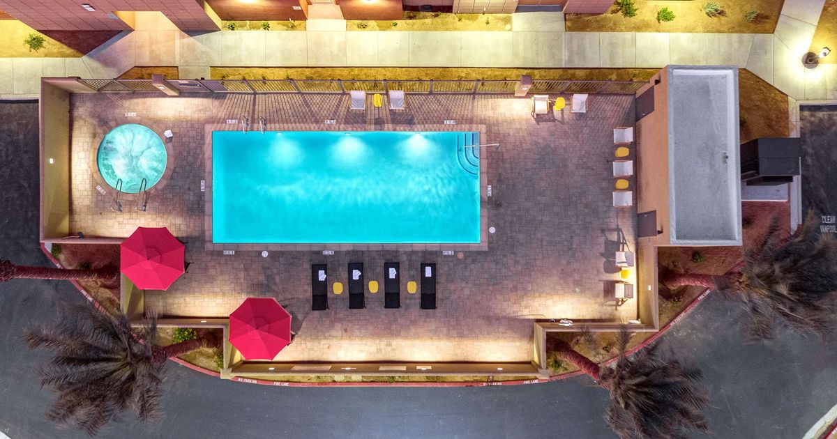 Hampton Inn & Suites Indio from $121. Indio Hotel Deals & Reviews - KAYAK