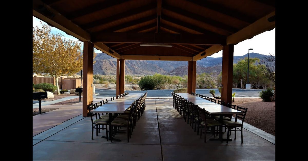 Oasis Inn & Suites Joshua Tree - 29 Palms à Twentynine Palms, États ...