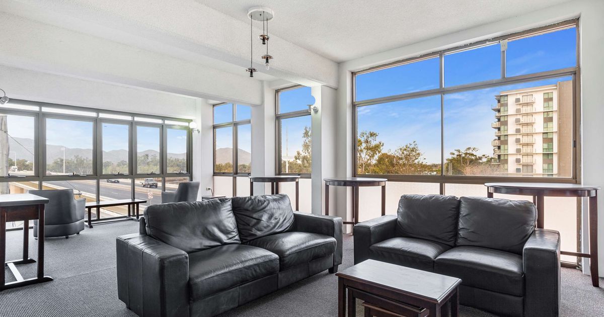 Rockhampton Riverside Central Hotel from $53. Rockhampton Hotel Deals ...