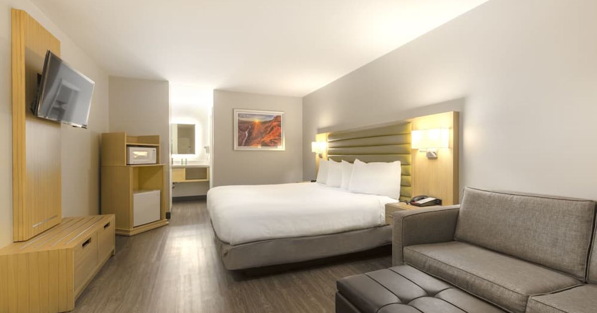 Greentree Inn Flagstaff from $56. Flagstaff Hotel Deals & Reviews - KAYAK