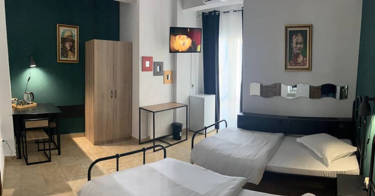 Taxi Hostel from $34. Otopeni Hotel Deals & Reviews - KAYAK