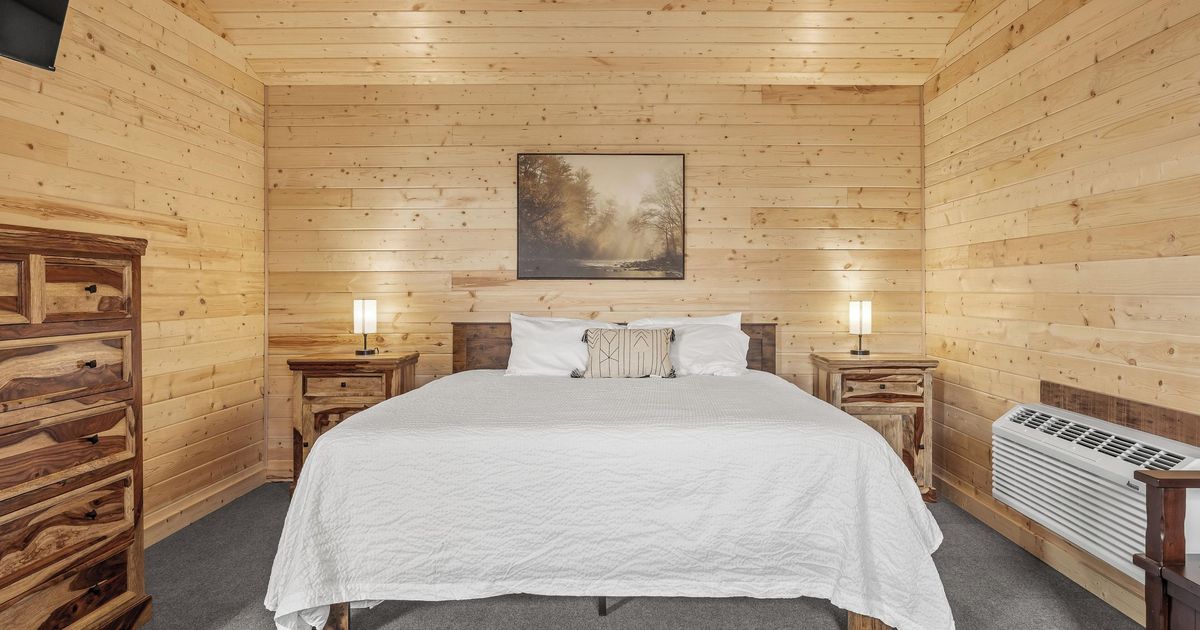 Copperhead Lodge from $73. Anaconda Hotel Deals & Reviews - KAYAK