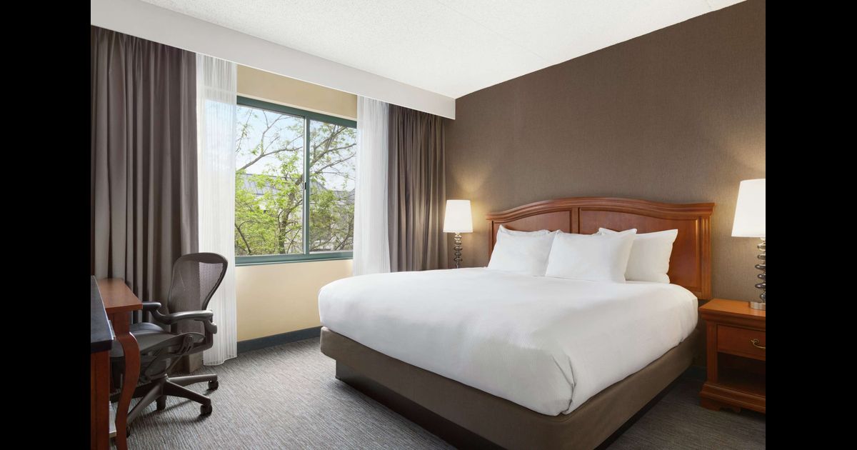 DoubleTree by Hilton Hotel Detroit - Novi in Novi, the United States ...