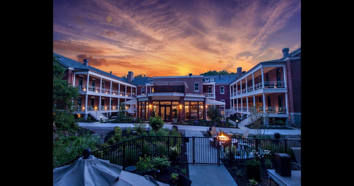 Inn at Diamond Cove in Great Diamond Island Landing, the United States ...