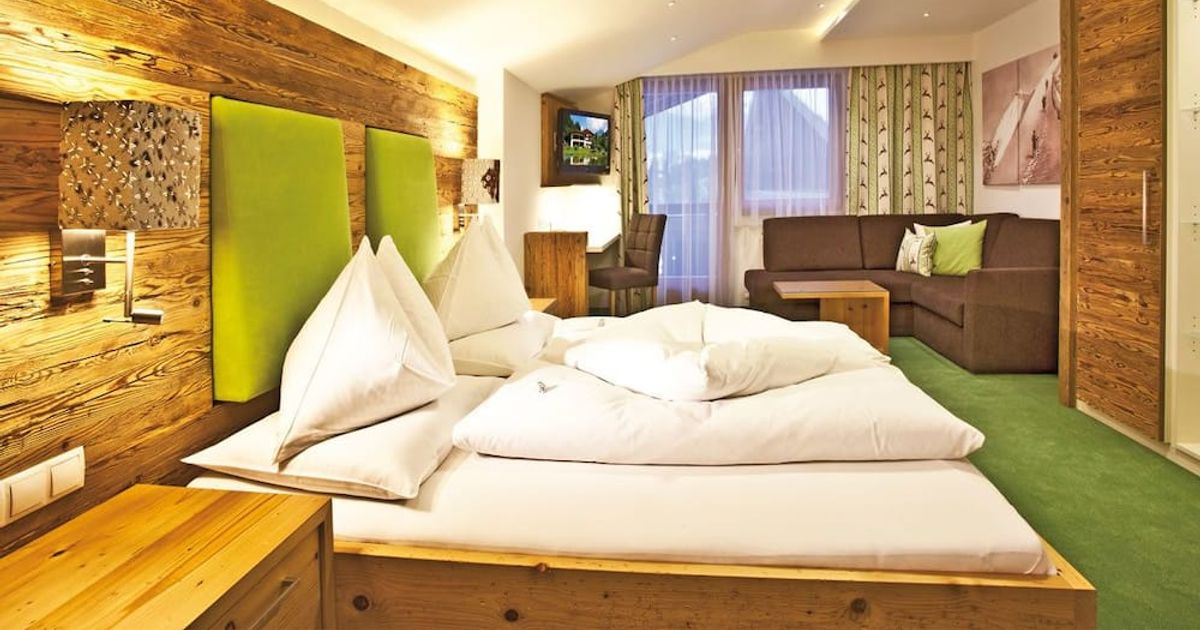 Landhotel Alpenhof Filzmoos from $404. Filzmoos Hotel Deals & Reviews ...