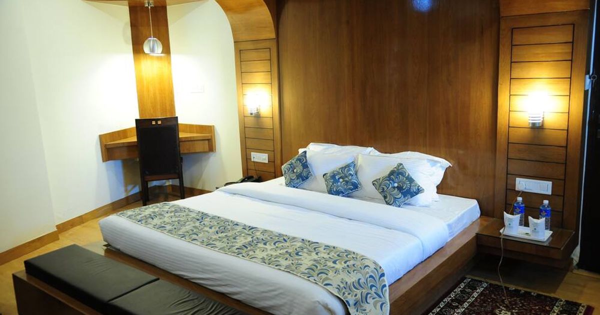 Hotel Grand Sharan from $15. Katra Hotel Deals & Reviews - KAYAK