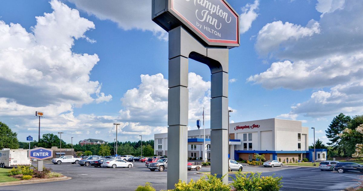Hampton Inn Anderson, Anderson | HotelsCombined