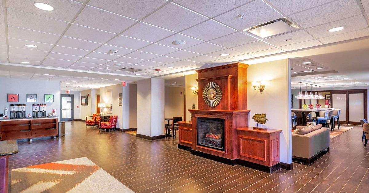 Hampton Inn Rawlins from $110. Rawlins Hotel Deals & Reviews - KAYAK