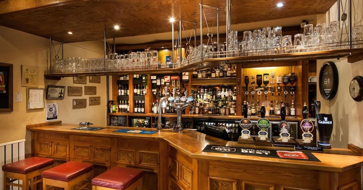 The Stronlossit Inn £127. Roy Bridge Hotel Deals & Reviews - KAYAK