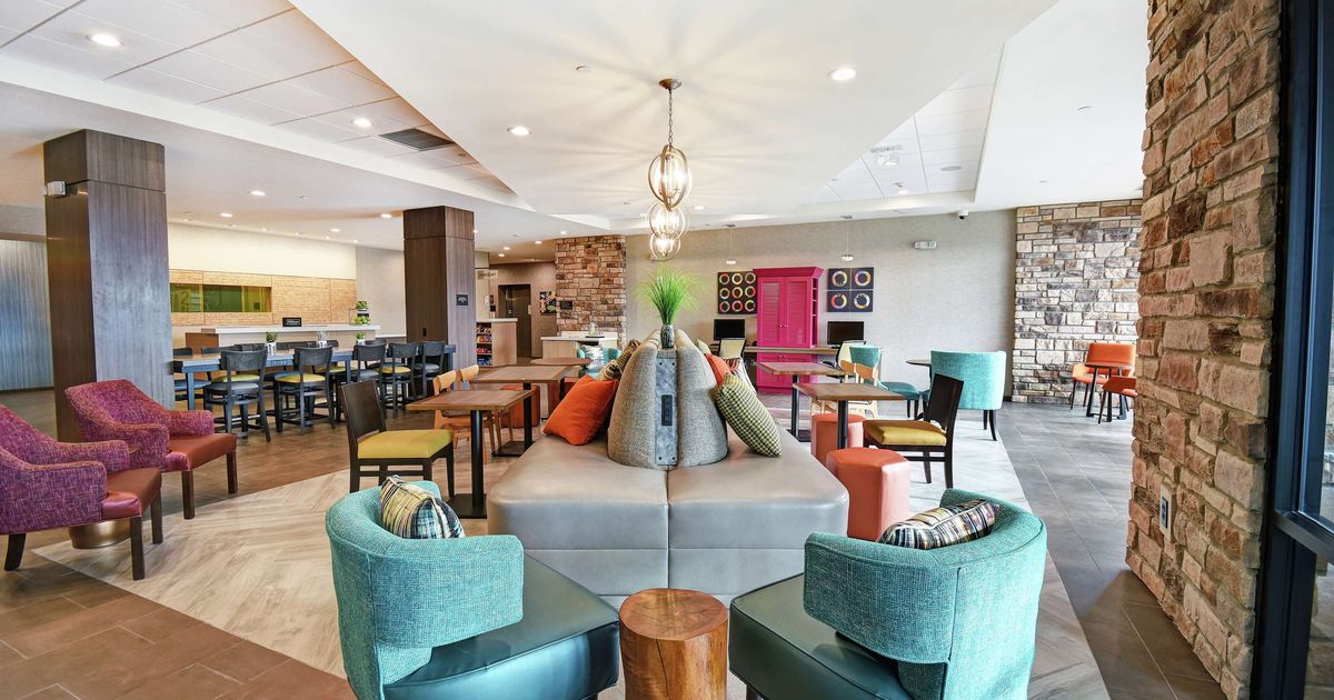 Home2 Suites by Hilton Beloit from $111. Beloit Hotel Deals & Reviews ...