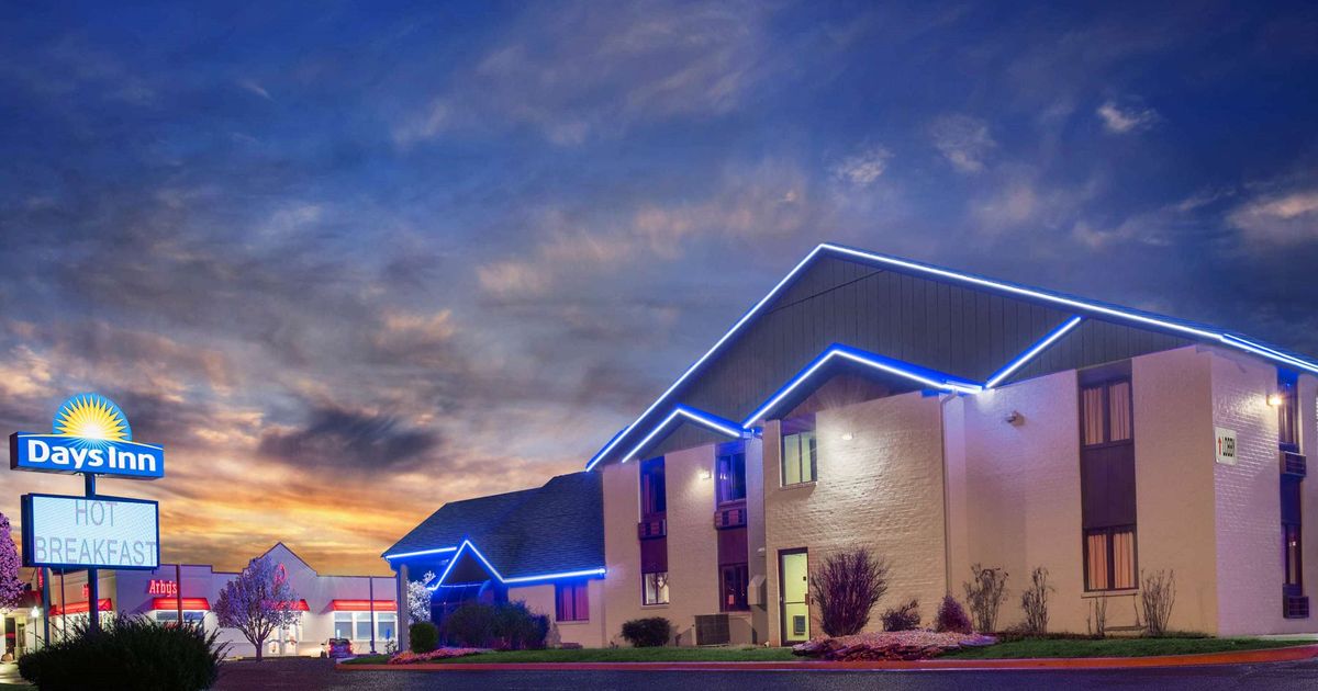 Days Inn by Wyndham Carthage à partir de 65 €. Hôtels à Carthage - KAYAK