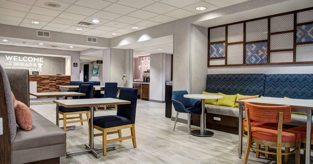 Hampton Inn Rochester £72. Rochester Hotel Deals & Reviews - KAYAK