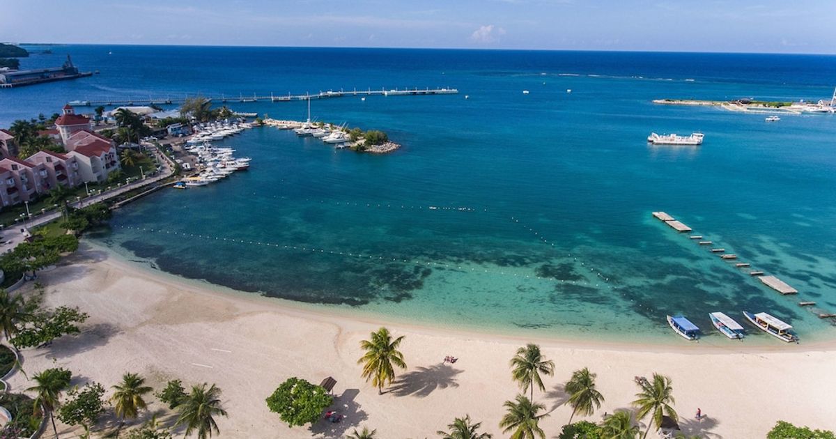 Studio at Sandcastle Resort from $120. Ocho Rios Hotel Deals & Reviews ...