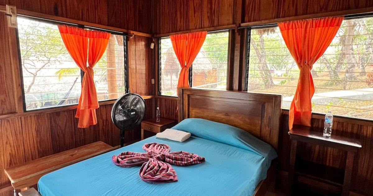 Oasis The Traveler £9. Lanquín Hotel Deals & Reviews - KAYAK