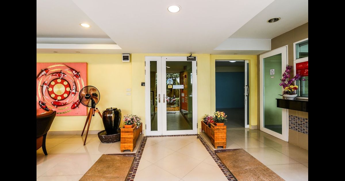 Salin Home Hotel Ramkhamhaeng in Bangkok, Thailand from $17: Deals ...