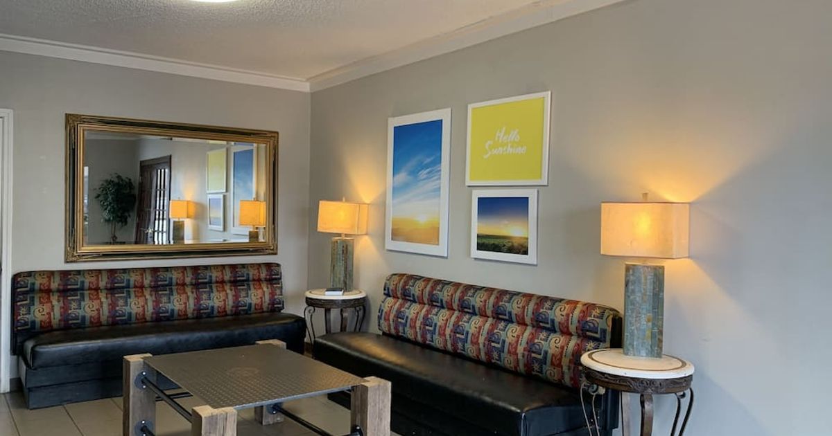 Days Inn by Wyndham Jonesboro AR from $40. Jonesboro Hotel Deals ...
