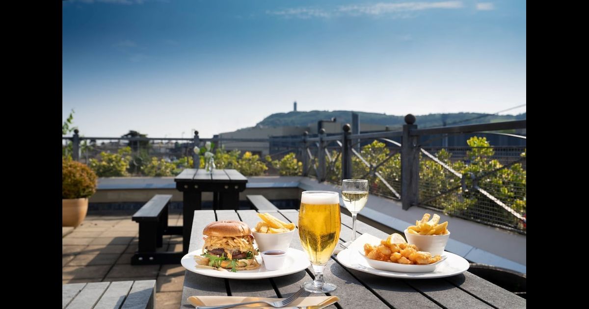 Strangford Arms Hotel a Newtownards, il Regno Unito da 110 €: offerte ...