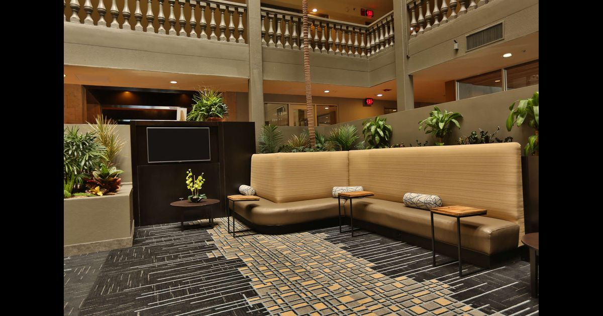 Ofertas, opiniones e imágenes de Doubletree Suites By Hilton Hotel ...
