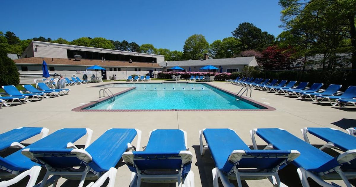 Sea Mist Resort from $80. Mashpee Hotel Deals & Reviews - KAYAK