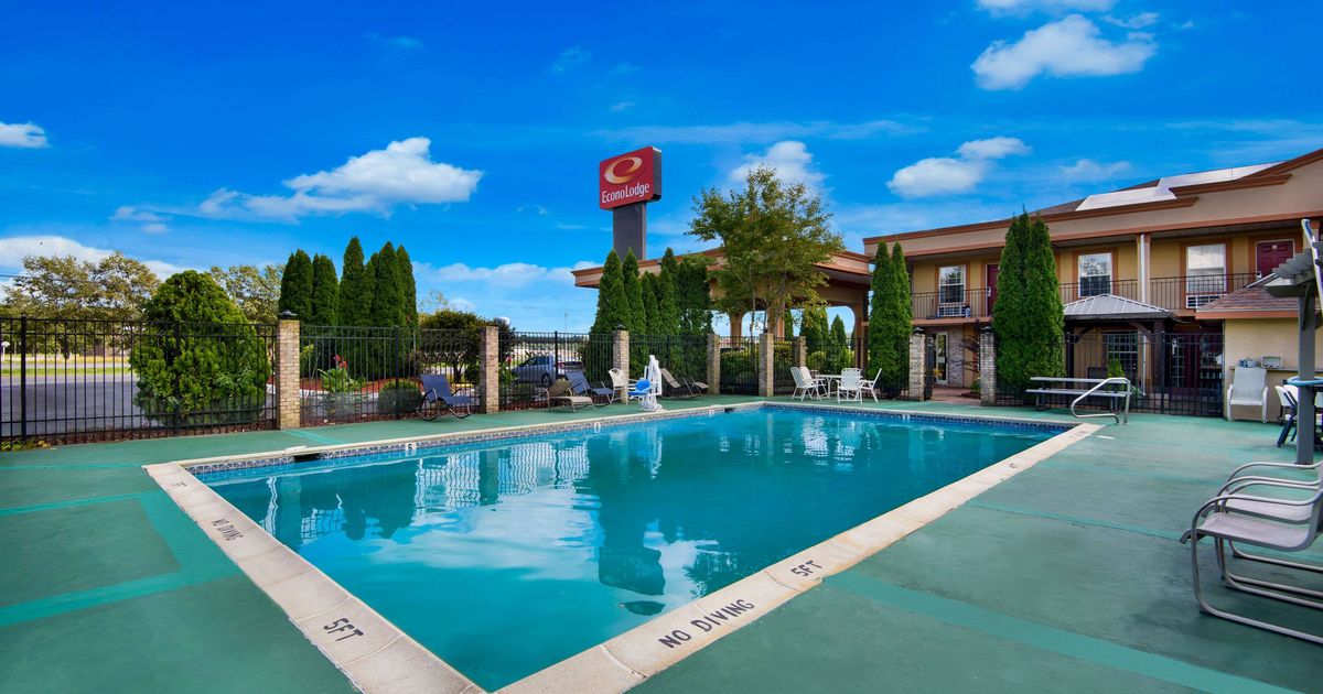 Econo Lodge Princess Anne £56. Princess Anne Hotel Deals & Reviews - KAYAK