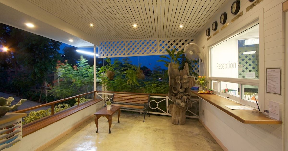 Charn Residence from $17. Chonburi Hotel Deals & Reviews - KAYAK