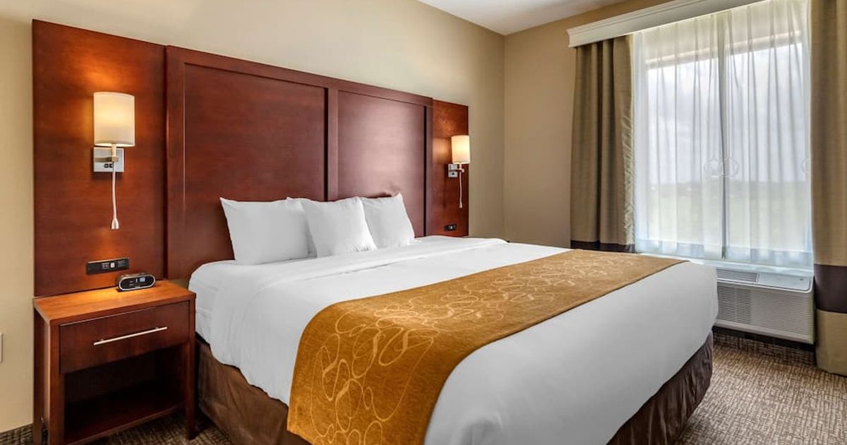 Comfort Suites Kyle à partir de 73 €. Hôtels à Kyle - KAYAK