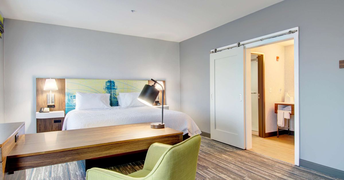 Hampton Inn & Suites Portland West from $96. Portland Hotel Deals ...