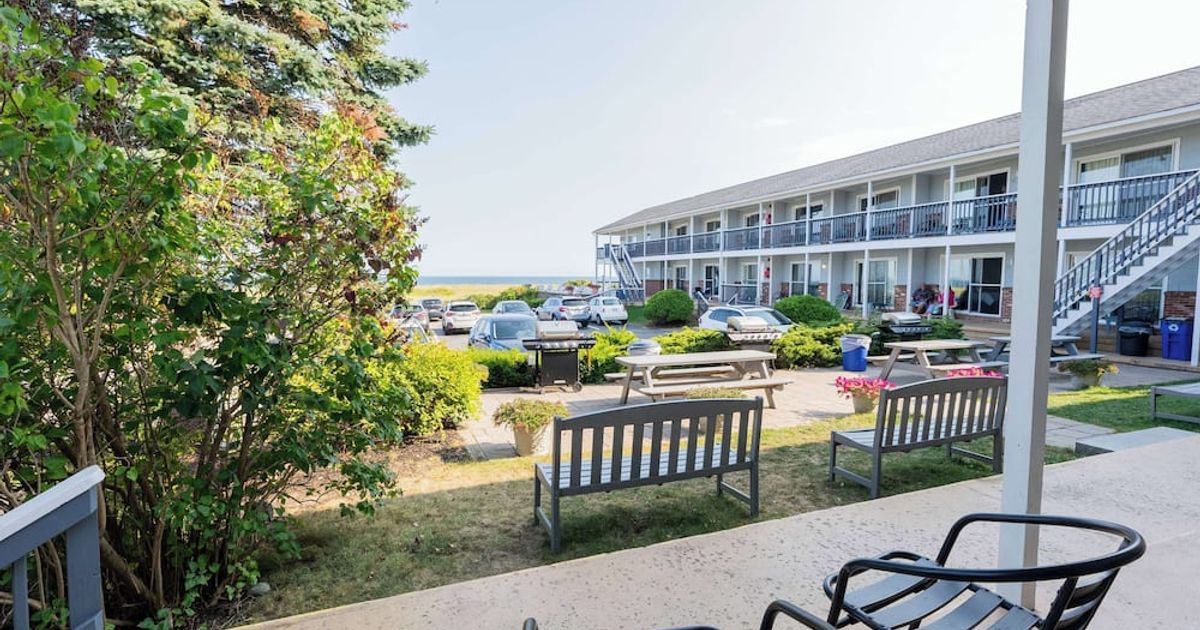 Kebek 3 Oceanside Motel from $167. Old Orchard Beach Hotel Deals ...