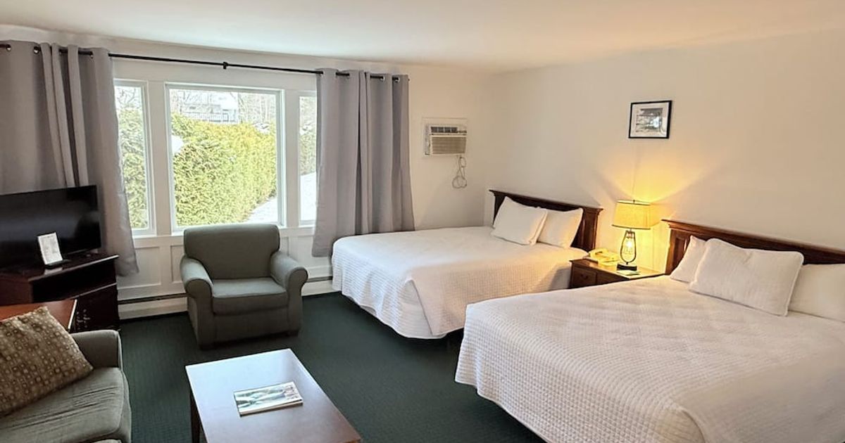 Stowe Motel & Snowdrift from $128. Stowe Hotel Deals & Reviews - KAYAK