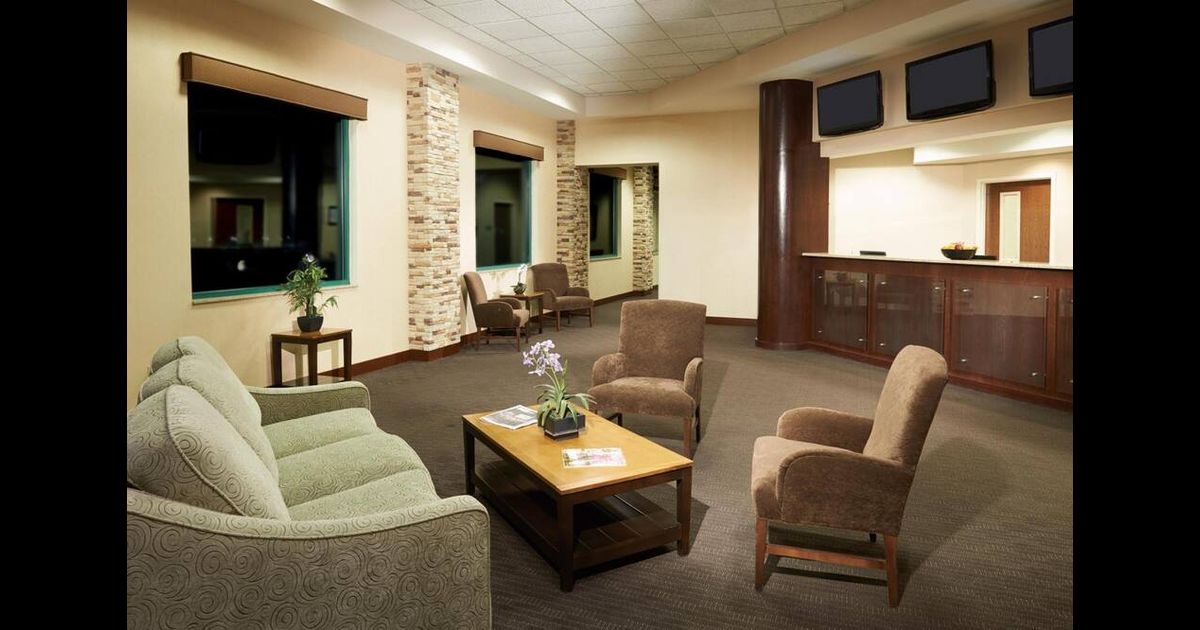 Grand Harbor Resort in Dubuque, the United States from $87: Deals ...