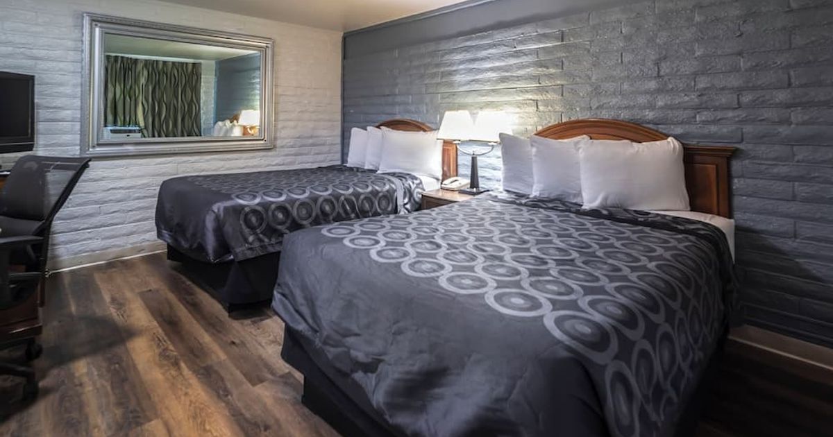 Hitching Post Studios Inn from $74. Santa Cruz Hotel Deals & Reviews ...