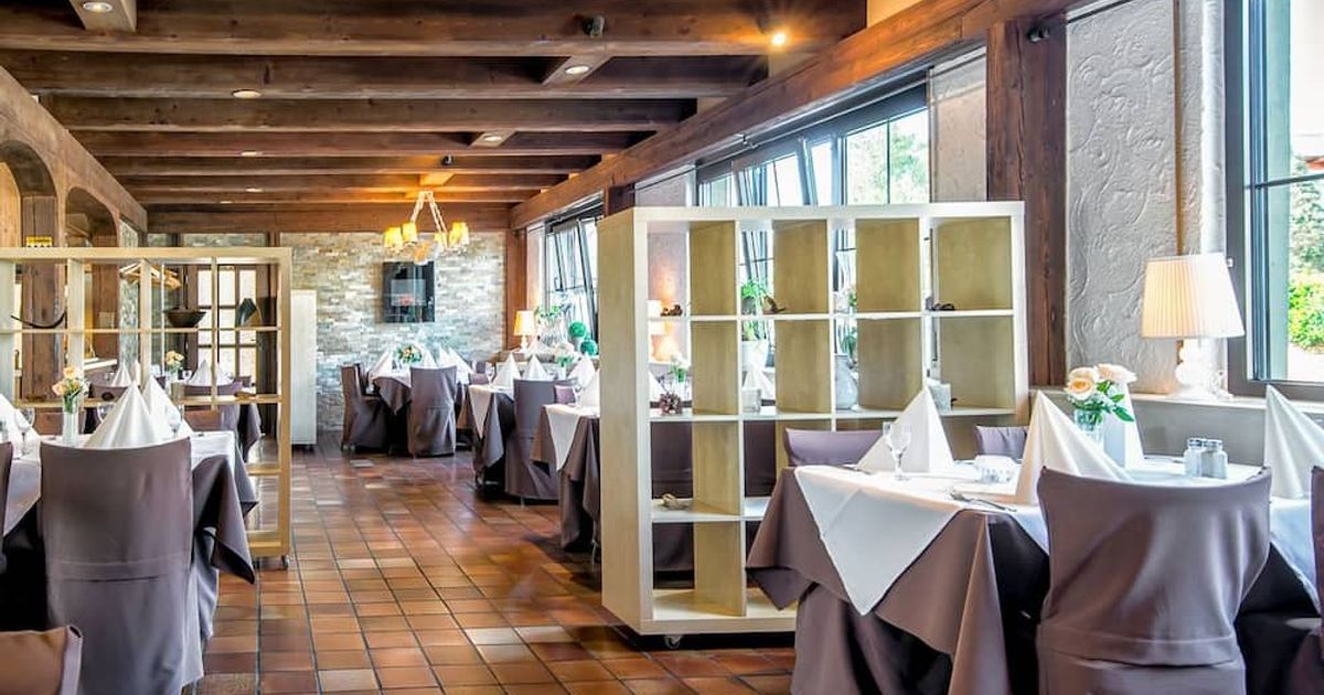 Hotel-Restaurant Donnici im Schwyzerhüsli à partir de 62 €. Hôtels à ...