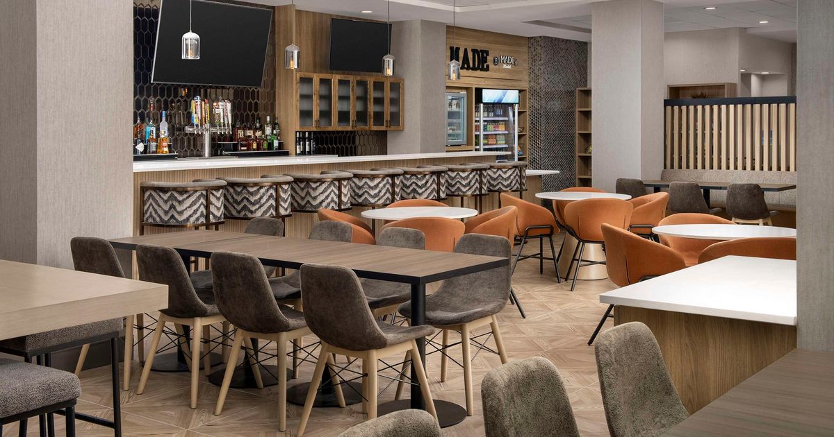 Doubletree by Hilton Chattanooga Hamilton Place from $14. Chattanooga ...