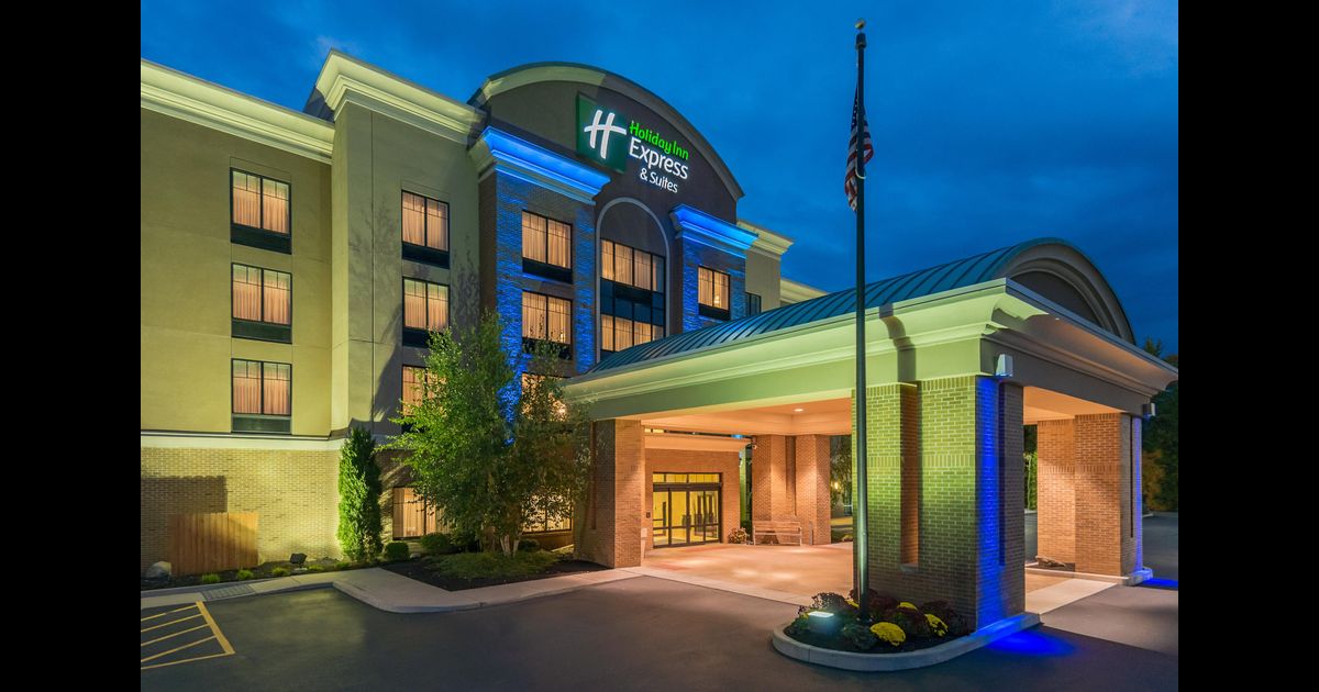 Holiday Inn Express & Suites Rochester Webster $138 ($̶2̶1̶2̶). Webster ...