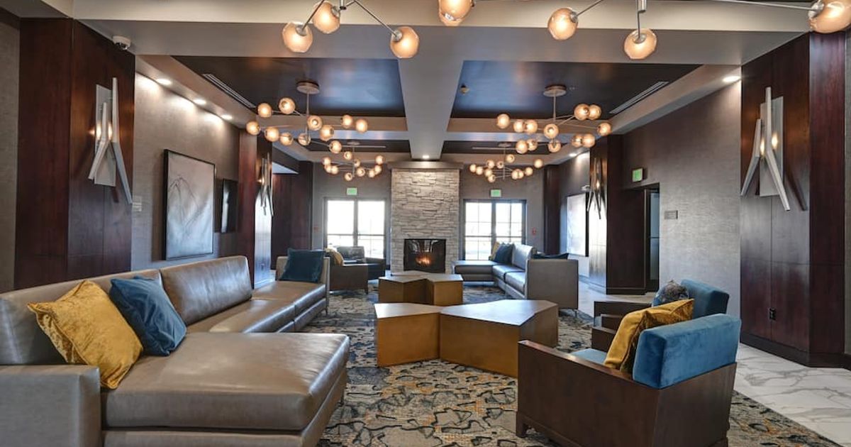 DoubleTree by Hilton Denver International Airport, Denver | HotelsCombined