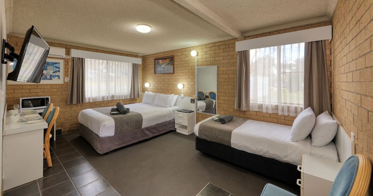 Hamilton Hume Motor Inn from $85. Yass Hotel Deals & Reviews - KAYAK