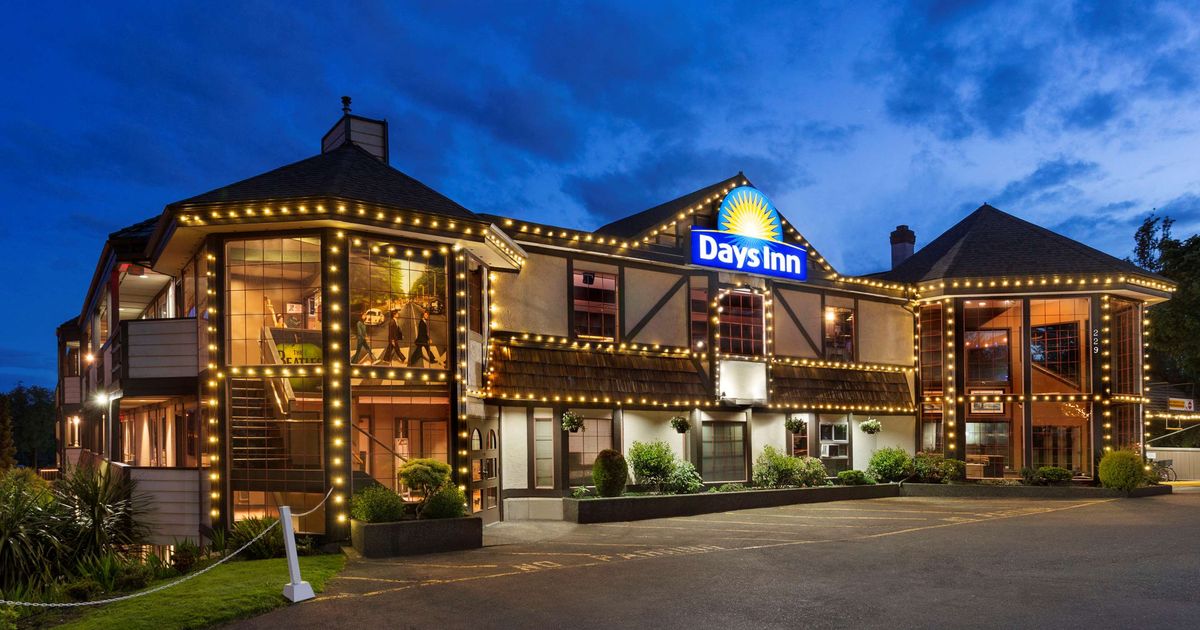 Days Inn Victoria Uptown, Victoria | HotelsCombined