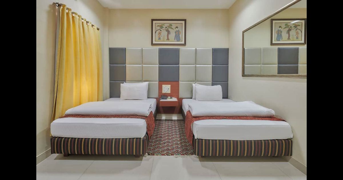 Elphinstone Hotel in Mumbai, India from $33: Deals, Reviews, Photos ...