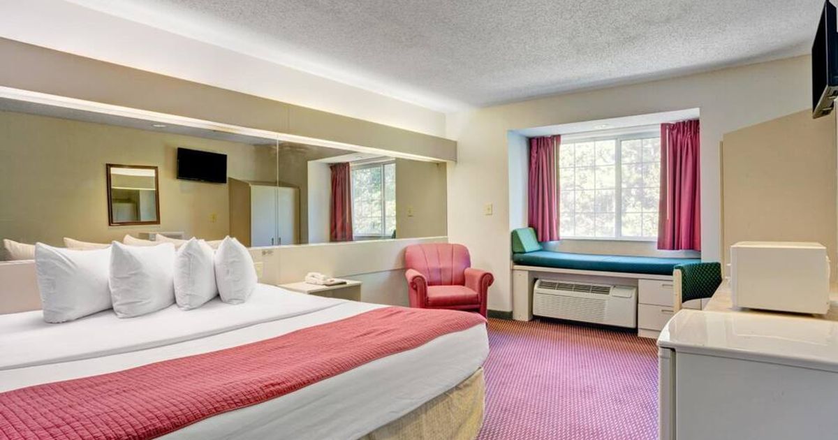 Stay Express Inn & Suites Atlanta ab 27 €. Hotels in Union City - KAYAK